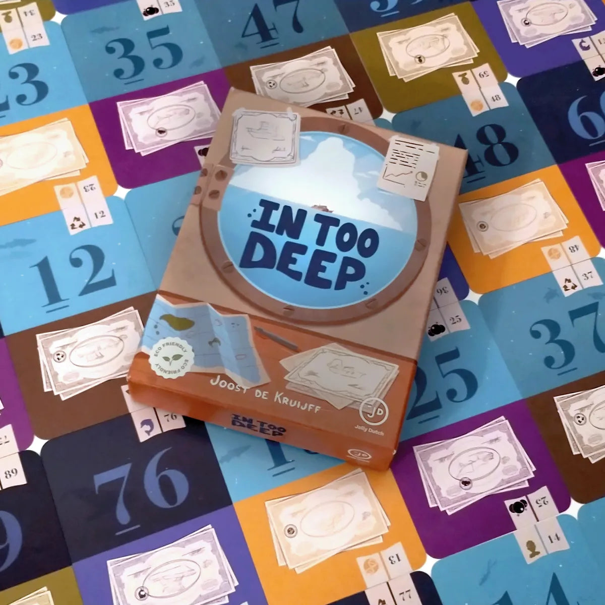 In Too Deep - gioco di investimento con azioni e rischio negli abissi ...